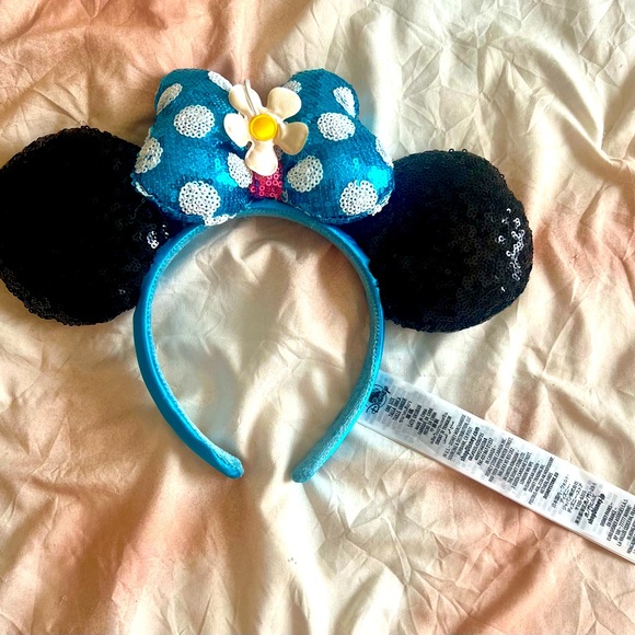 Disney | Accessories | Disney Parks Minnie Mouse Daisy Ears | Poshmark